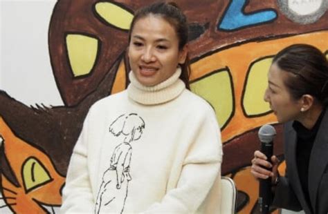 【画像】鈴木敏夫が寵愛するカンヤダってどんな人？タイ出身のシングルマザーで凄腕のカメラマン｜ひまつぶしタイムス