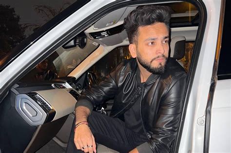 Bigg Boss Winner Ott2 Elvish Yadav In Ugly Spat With Ex Housemate Over