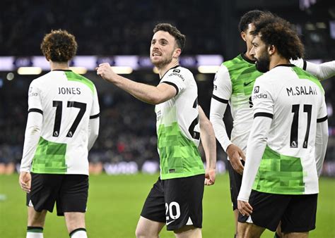 Liverpool Chiếm Ngôi đầu Bảng Premier League Báo Dân Trí