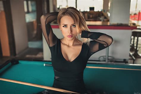 Wallpaper Women Portrait Pool Table Blonde Blue Eyes Depth Of