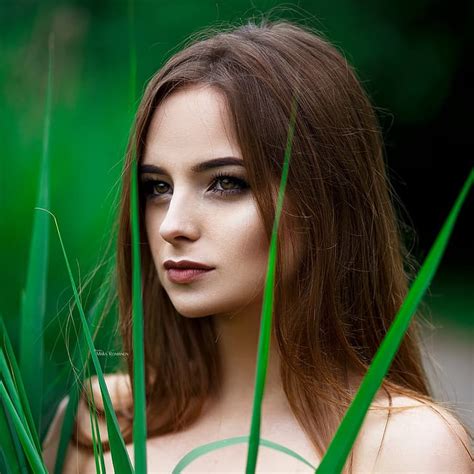Hd Wallpaper Grass Look Girl Shoulders Maxim Romanov Sasha