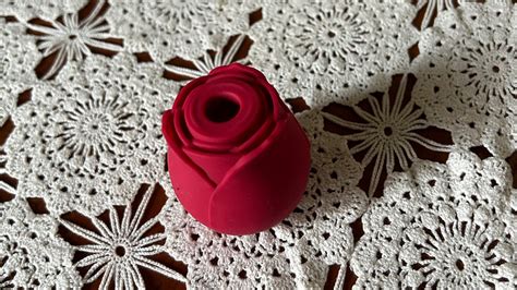 How To Use The Rose Toy Exciting Ways To Use The Rose Toys On Clit