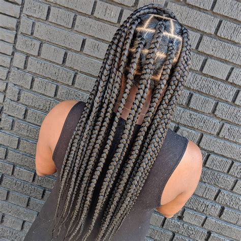 Large Knotless Braids
