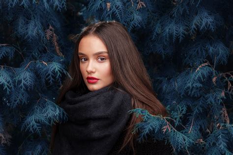 Model Hd Brunette Brown Eyes Woman Lipstick Hd Wallpaper Rare