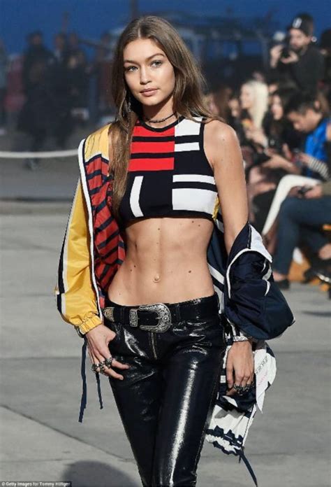 Pin By Kate Poppe On Gigi Hadid Fashion Gigi Hadid Model