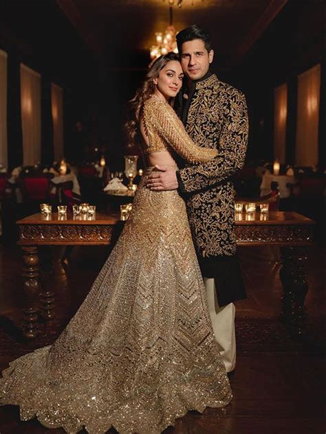 Look Bollywood Couple Sidharth Malhotra And Kiara Advani Sparkle In A