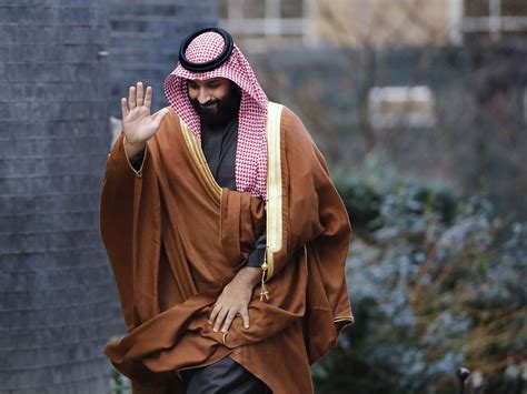 محمد بن سلمان ، إليكم 12 أمراً عليكم معرفتها عن ولي العهد Vogue Man