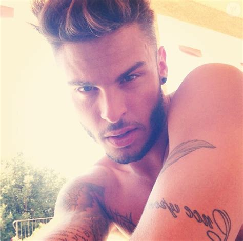 Photo Baptiste Giabiconi En Vacances Quel Homme Purepeople