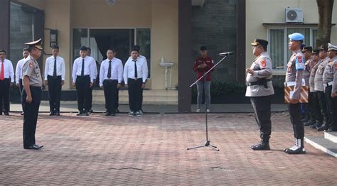 Kapolres Pangandaran Pimpin Upacara Korps Raport Kenaikan Pangkat
