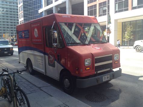 Canada Post Delivery Truck Weather Beaten Canadian Post Tr… Flickr