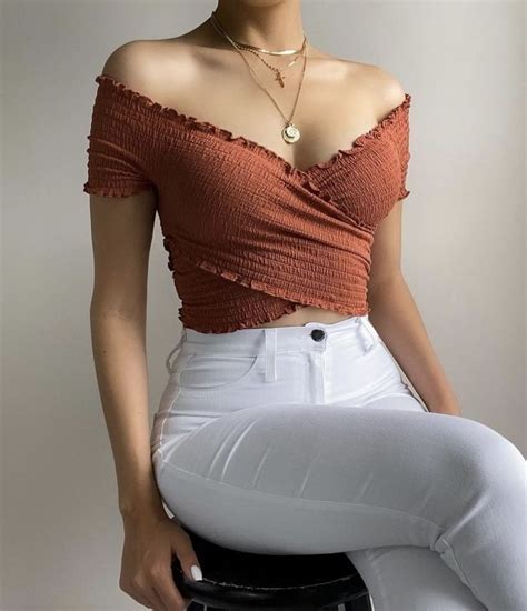 Pin By Carolina Castillo On • ♦ Blusas ♦ • Girly Outfits Crop Tops