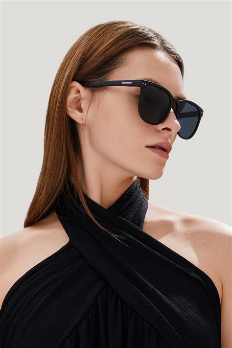 Beneunder Polarized Folding Sunglasses For Menandwomen Designer Square