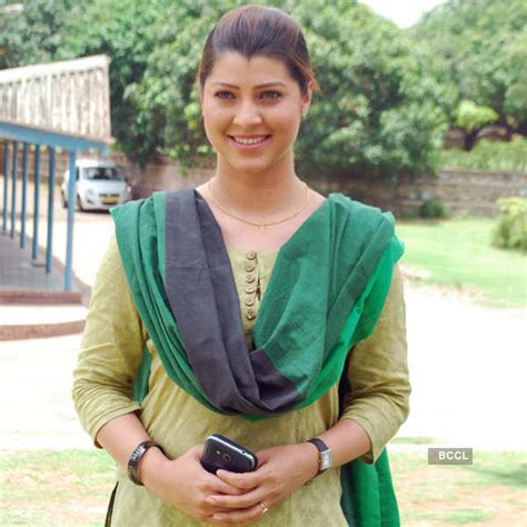 on the sets of marathi movie candle march