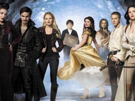 the once upon a time cast is having a blast on summer