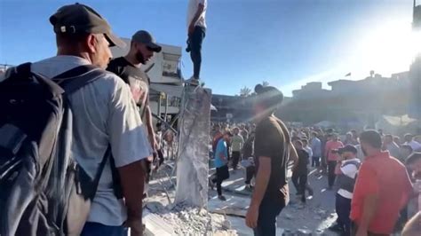 طفح الكيل مفوض الأونروا بعد هجوم إسرائيلي على مدرسة للوكالة وسط غزة