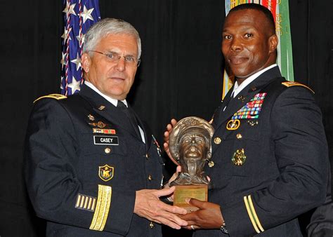 Fort Bragg Soldier Wins Gen Douglas Macarthur Leadership Award