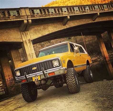First Gen K5 Blazer W 6 Inch Lift And 35s 67 72 Chevy Truck Vintage