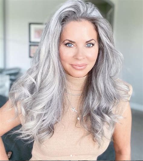 Going Grey A Guide To Transitioning To A Silver Sister Mary Ann