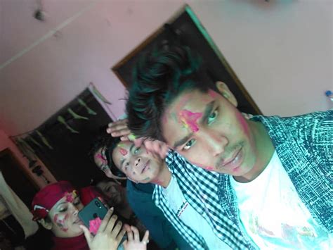 Pardesi Ko Jiban Yestai Hudo Raixa Home