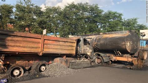 塞拉利昂首都一油罐车爆炸 至少108死92伤 博聞社