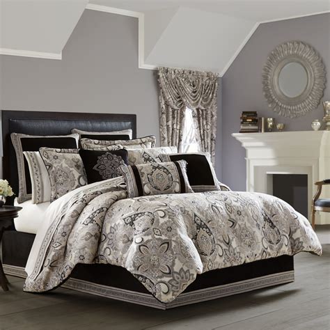 Guiliana Silver Black 4 Piece Comforter Set By J Queen Latest Bedding