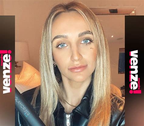 Tiffany Watson Edad Altura Novio Patrimonio Biografía Y Más Venze