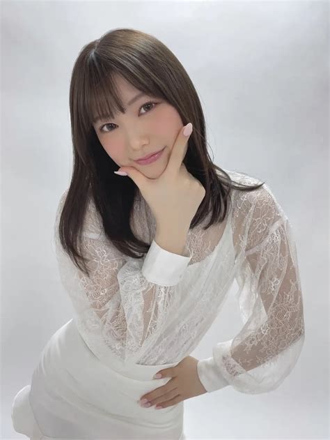 石川澪的性感蕾丝衣写真 哔哩哔哩