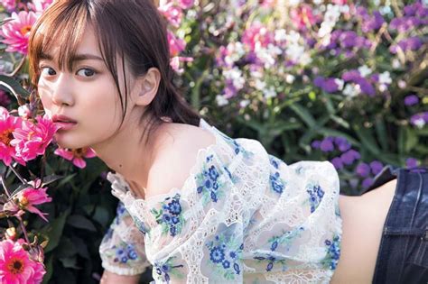 【予約開始】乃木坂46 山下美月 ファースト写真集、来年1 21発売決定！人生初ビキニ＆ランジェリーカットも収録！ 坂道46lover