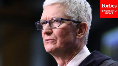 Wake Up Gop Lawmaker Slams Tim Cook And Apple For Actions In China