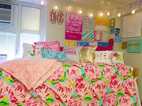 10 Lilly Pulitzer Bedroom Ideas Incredible As Well As Interesting