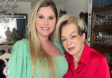 Bárbara Evans Atualiza Estado De Saúde Da Avó Internada Com Pneumonia