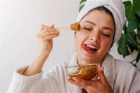 Ini Dia Cara Membuat Masker Madu Yang Bagus Untuk Kulit Wajah Anda