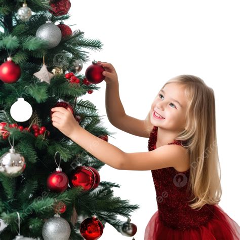 فتاة صغيرة رائعة تزين شجرة عيد الميلاد بالحلي في المنزل عائلة عيد