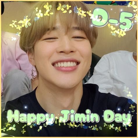 Bts Community Posts To Jimin 지민씨의 생일까지 앞으로 5일 남았습니다🐥🎂 역시 지민씨의 웃는 얼굴은