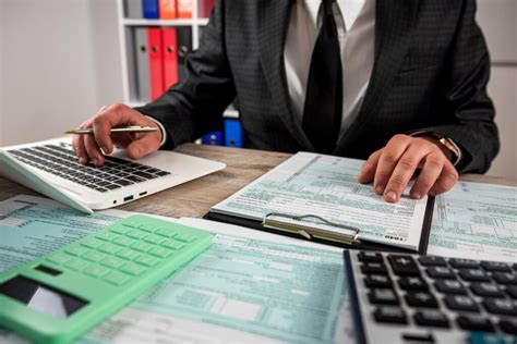 Abc Del Ejercicio De La Revisor Fiscal En Colombia