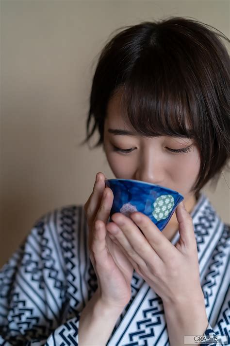 Shiho Fujie 藤江史帆 [graphis] Gals 「pele Clara」 Vol 03 Minisuka
