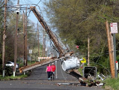 Storm Causes Thousands Of Power Outages Hot Springs Sentinel Record