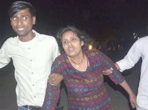 Badaun Double Murder Case मेरे बेटो ने किस पैगंबर पर टिप्पणी की थी