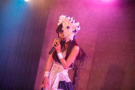 📸 画像：寺嶋由芙＜ぽぷろないと vol 8＞より｜【ライブレポート】寺嶋由芙ついに降臨！＜ぽぷろないと vol 8＞で広がるゆっふぃーワールド
