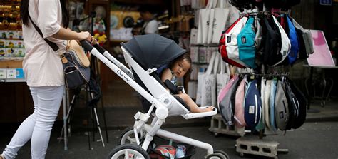 South Koreas Birth Rate Just Crashed To Another Alarming Low — Quartz
