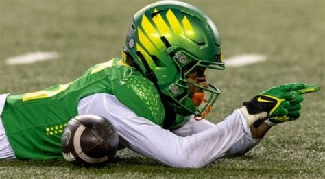 College Football Odds Week 14 Spreads Lines Trends For Every Top 25 Game