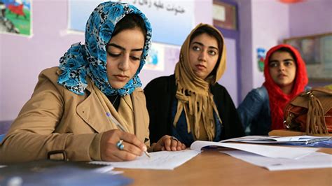 بالأرقام كيف أصبحت الحياة في أفغانستان بعد مغادرة قوات أمريكا؟