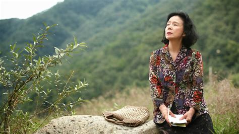 Honor The Life Of Legendary Korean Actor Yoon Jeong Hee With Some Of