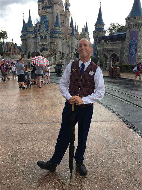 Walt Disney World Vip Tour Guide Chris 1  The Kingdom Insider