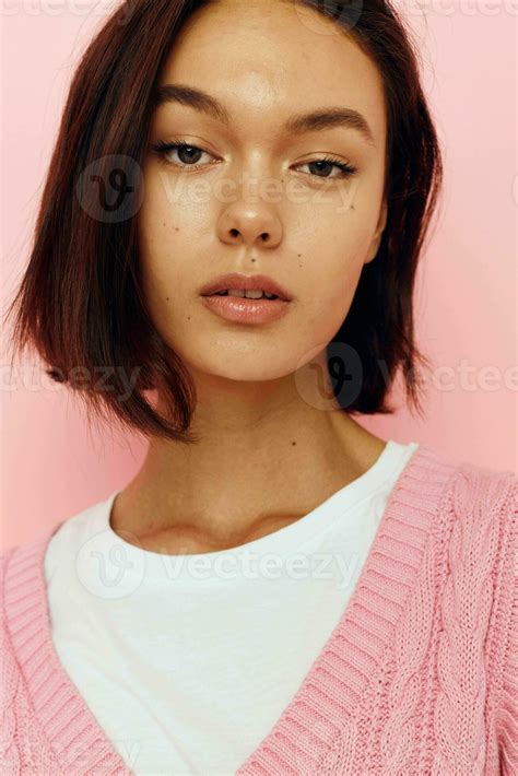 Photo Pretty Girl Emotions Close Up Posing Pink Background 25696149