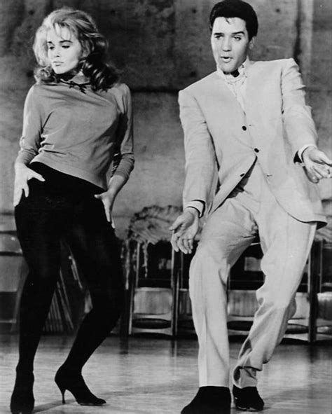 45 Fun And Romantic Photos Of Elvis Presley And Ann Margret In “viva