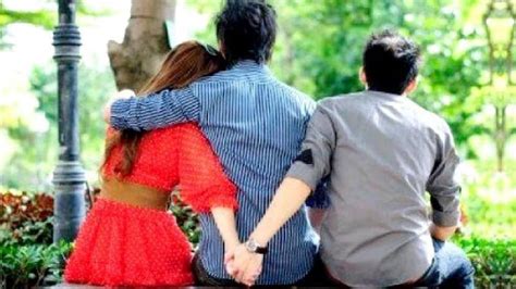 एक लड़की और दो लड़के गाल पर झन्नाटेदार थप्पड़ की वजह से हुआ खूनी खेल