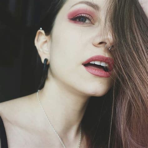 Nadira Asmr Lewdstars