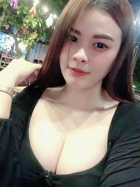 ยินดีต้อนรับนักร้องสาวสวยนมโตประจำ65 District65 Phitsanulok Facebook