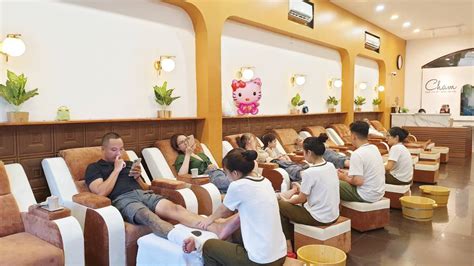 Khách Hàng Chạm Massage Quy Nhơn